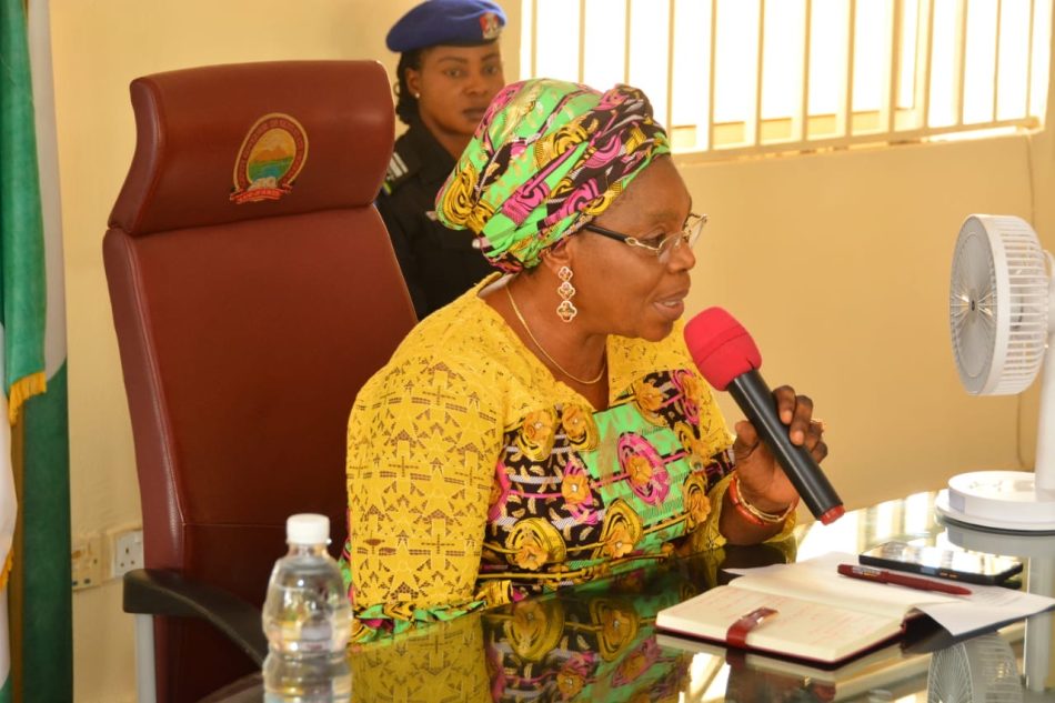 Ekiti Govt. Halts Moves By Kingmakers, Youth to Depose Monarch ...